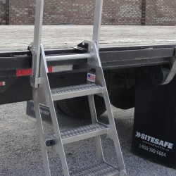 The Trucker® Trailer Ladders | Flatbed | Semi | Aluminum